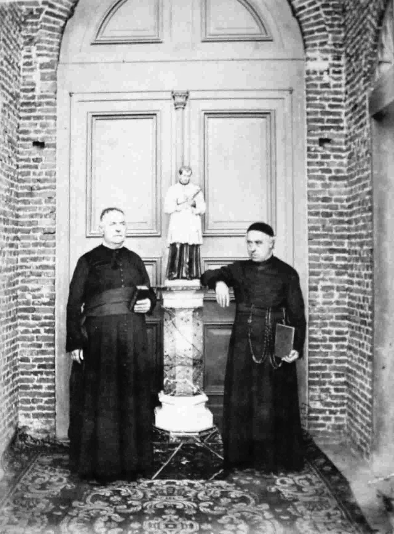 Hellemons en Vincentius - Stichting Nederlands Zouavenmuseum